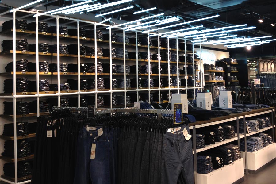 TOPMAN - Denim Wall